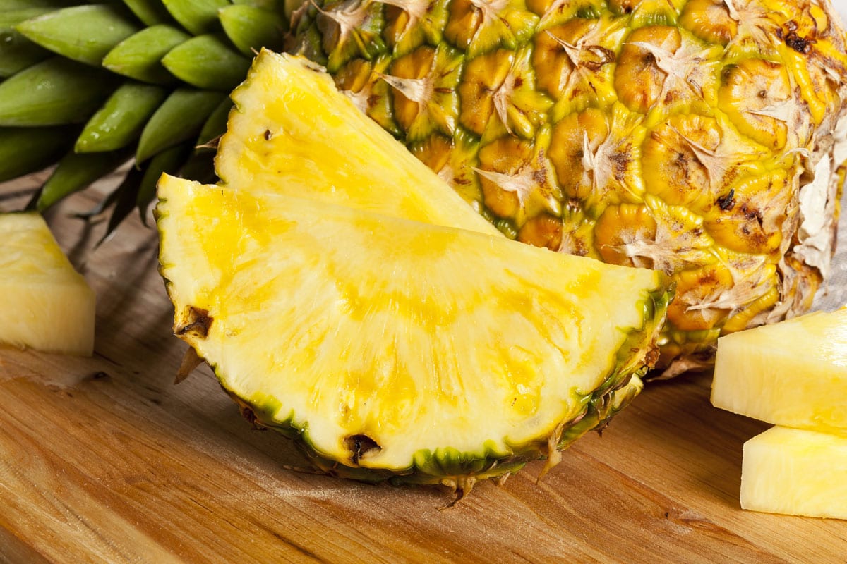 How to Pick a Ripe Pineapple | Karen Owoc - Live Younger Longer